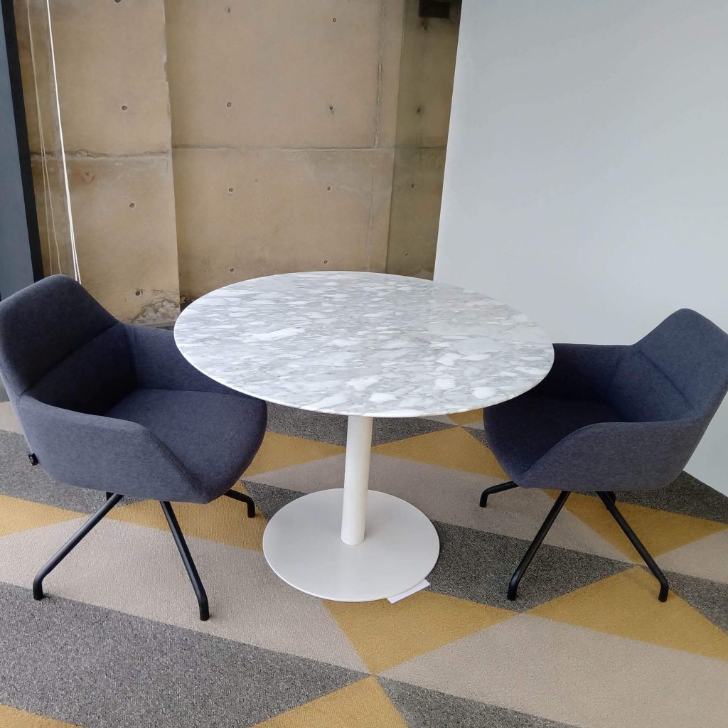 Modern Designed Round Table Post for Coffee/ Discussion Table, Black ...